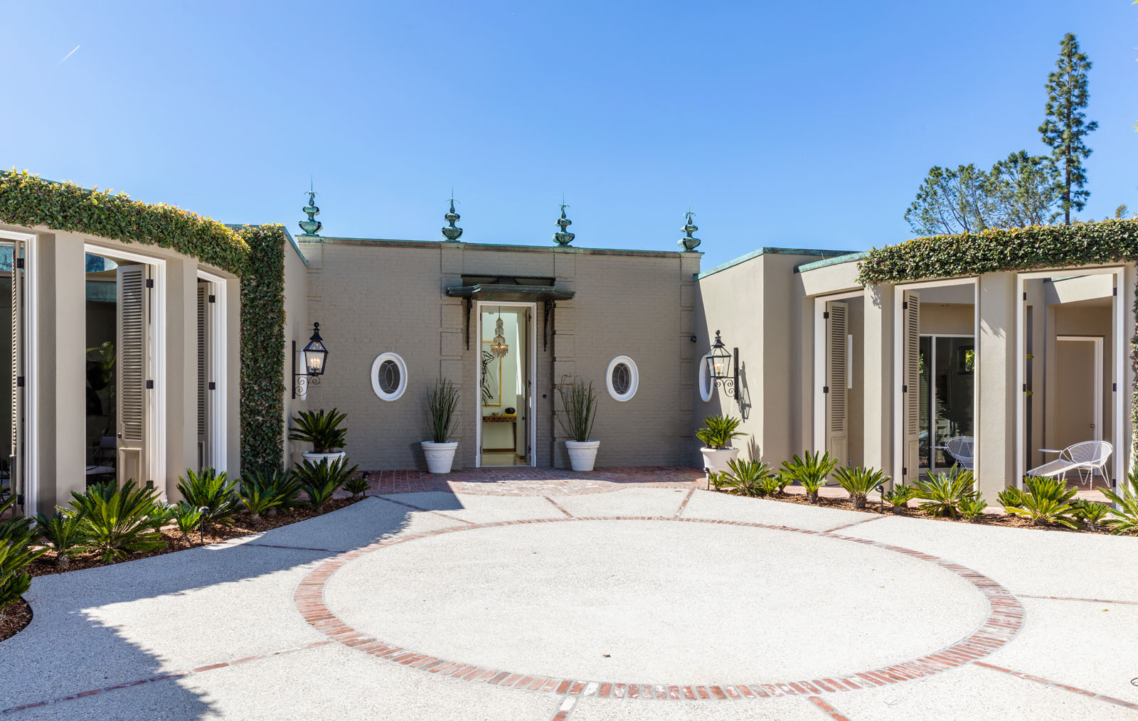 Marmol Radziner - Maytor Place